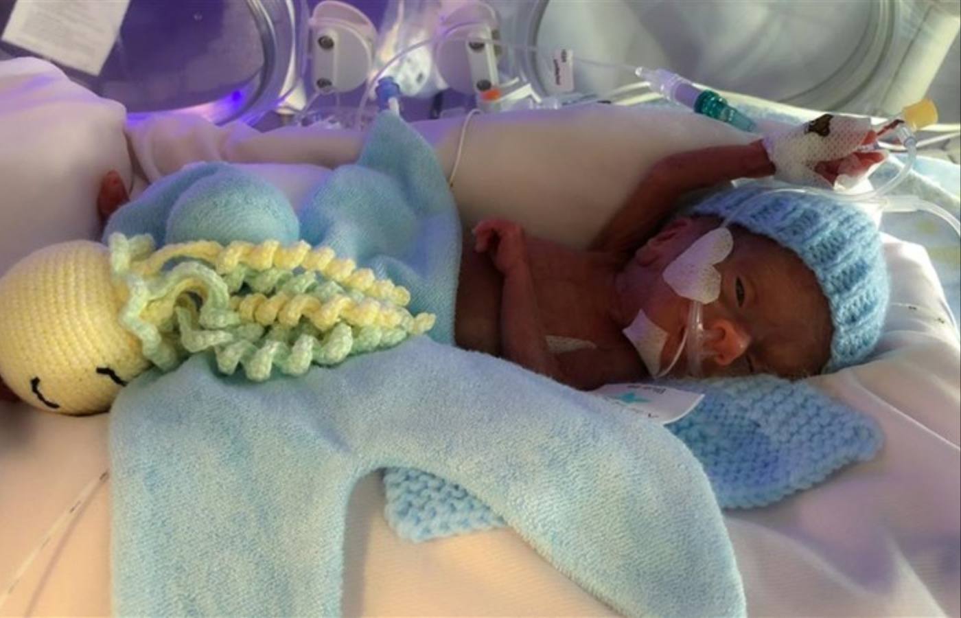 Parents of premature babies brand Wishaw neonatal downgrade plans ...