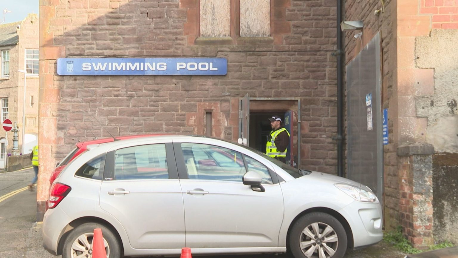 Cannabis farm discovered in raid at deserted former swimming pool in ...
