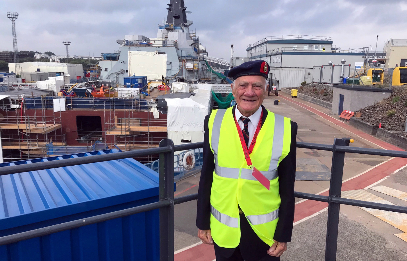 WW2 HMS Glasgow Royal Marine gunner visits namesake frigate on the ...