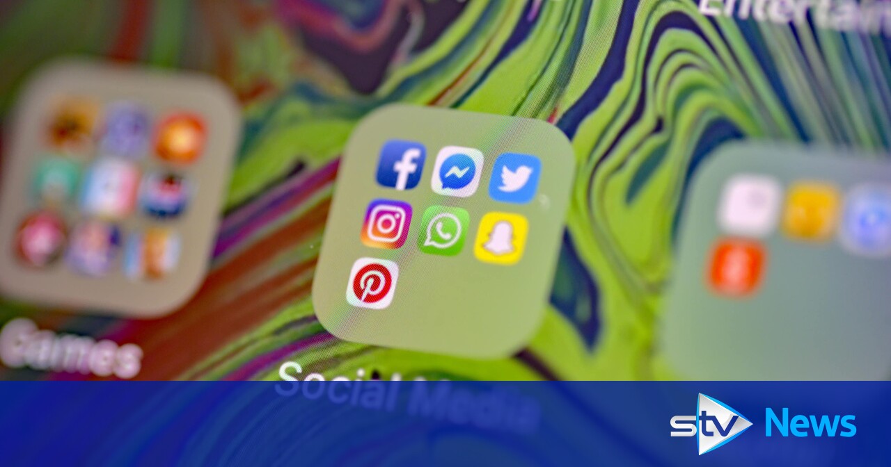 Increased social media use ‘linked to rise in teenage binge drinking ...