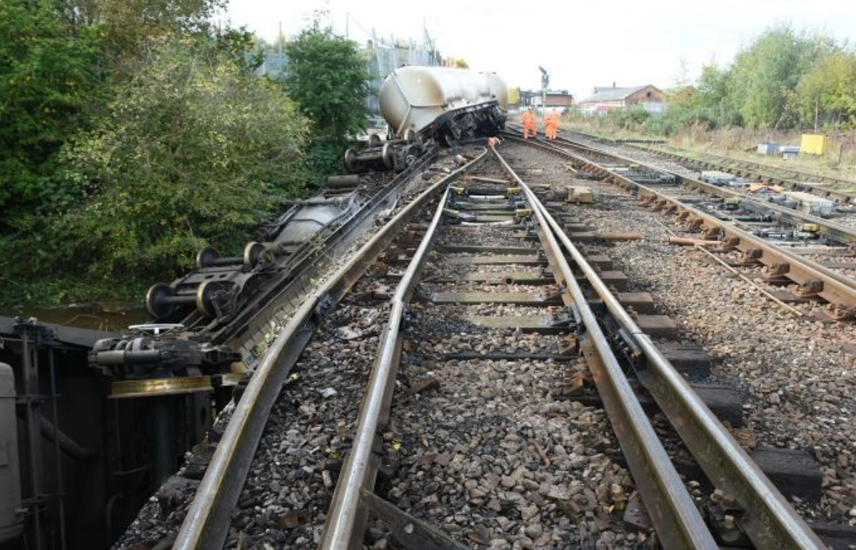 Faulty wheels caused cement train set for North Lanarkshire to derail ...