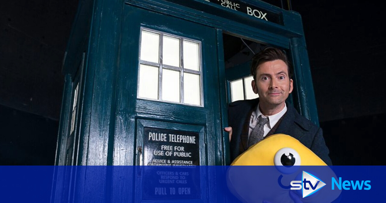 David Tennant returns to TARDIS for CBeebies Bedtime Story ahead of ...