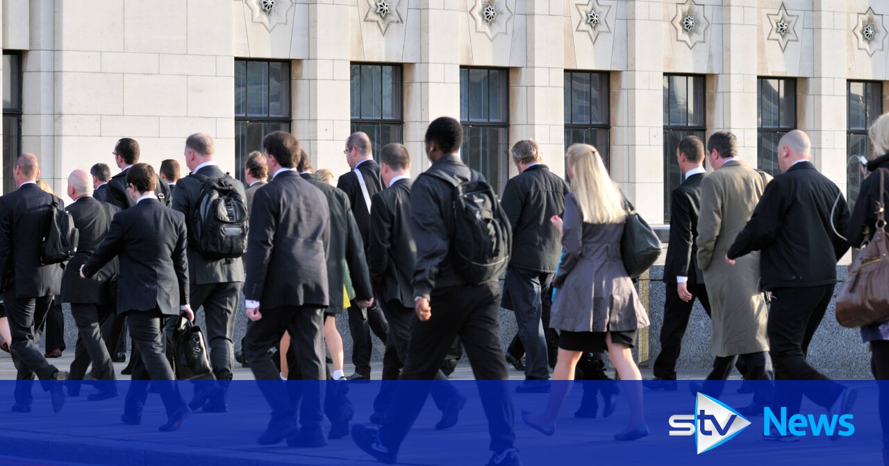 Wages in UK outstrip inflation at the fastest pace for two years, ONS ...