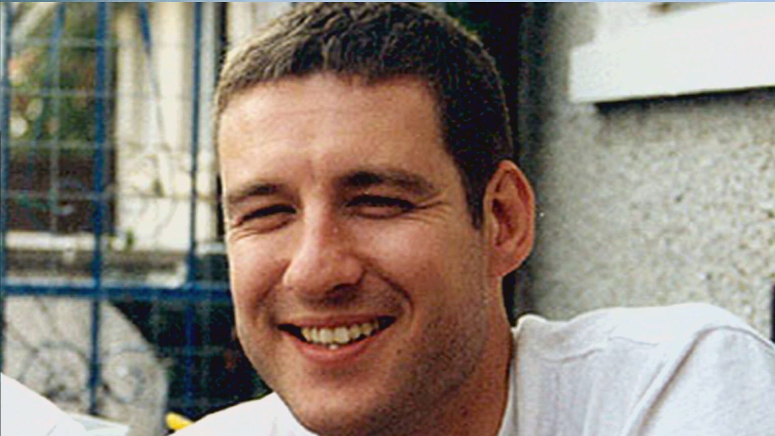 Murdered banker Alistair Wilson's family complain about police investigation | STV News