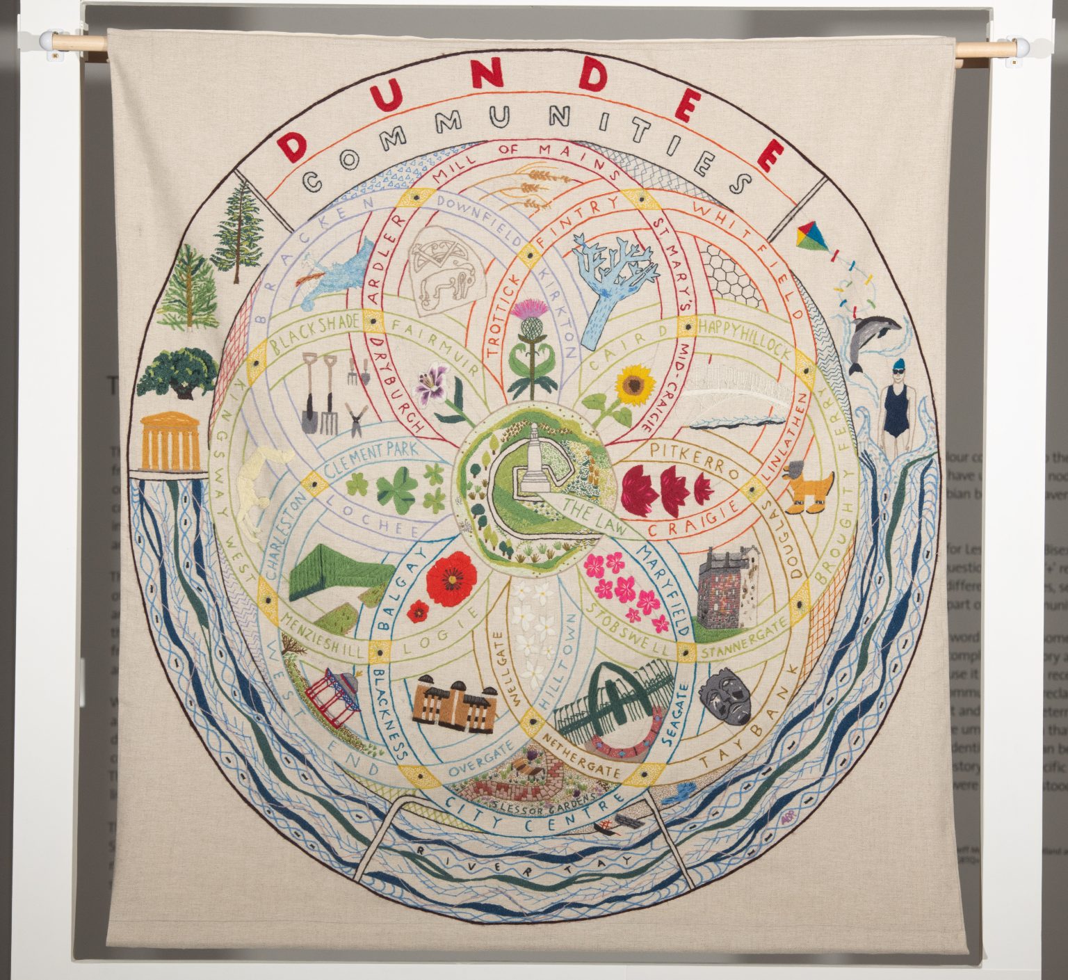 Community-created tapestry illustrating Dundee's historic heritage goes ...