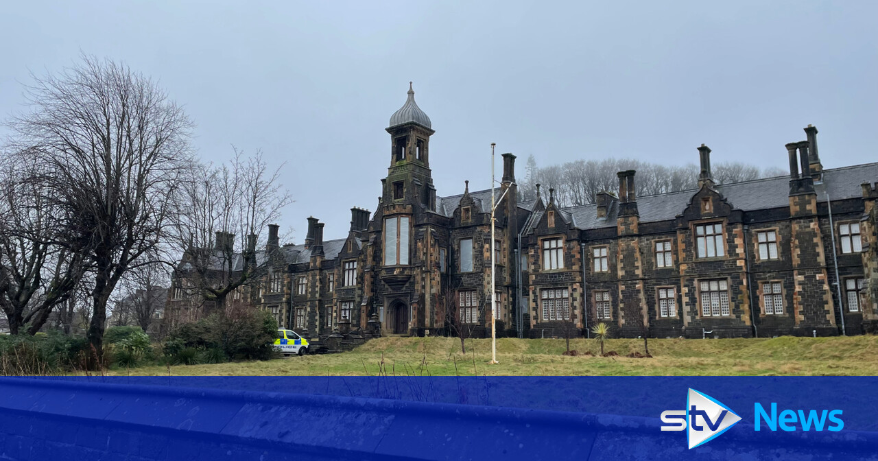 Greenock building raid uncovers drugs worth over half a million pounds ...