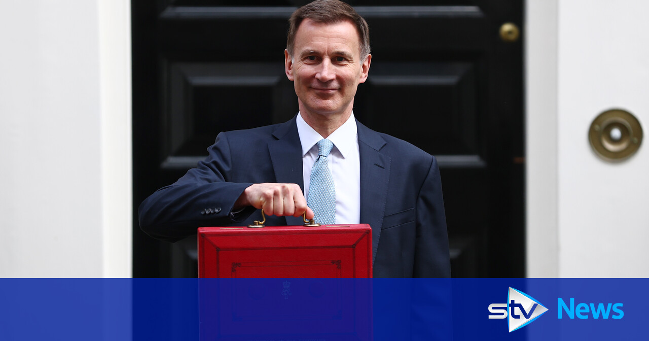 Chancellor Jeremy Hunt slashes UK National Insurance for millions in ...
