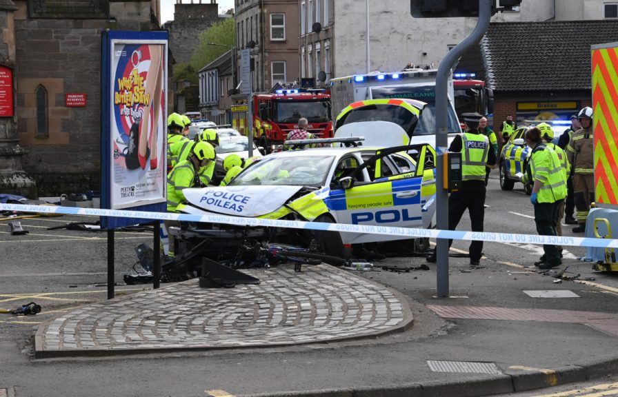 Perth City Centre road closed in both directions after police car crash ...
