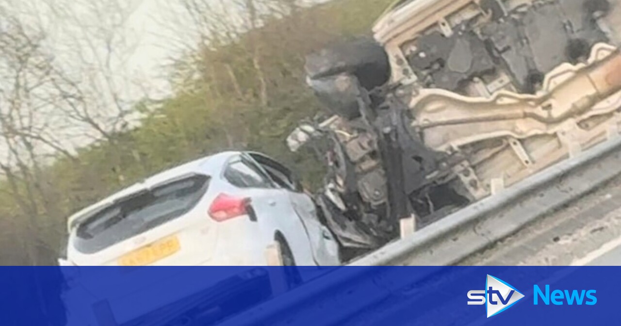 Road closed after three-car crash at roundabout in Kirkcaldy | STV News