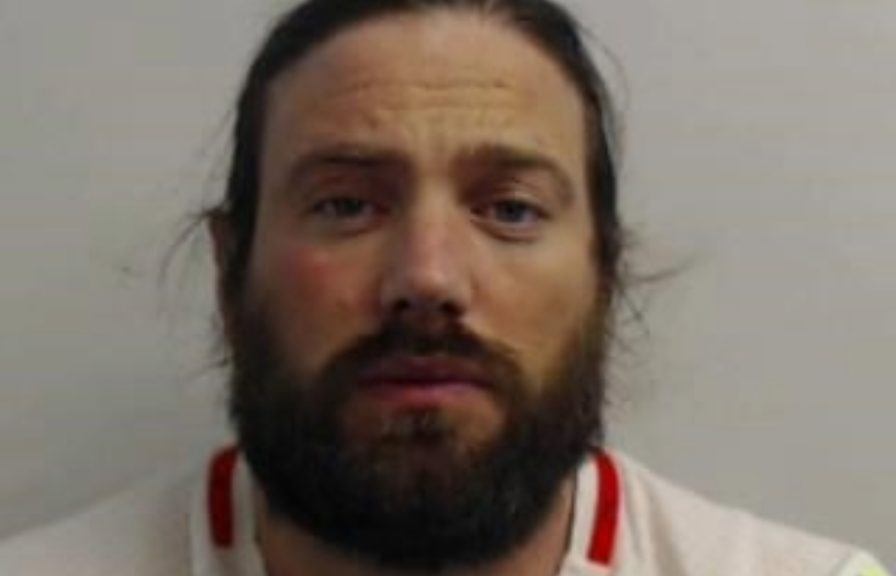 Scottish Tinder predator who 'preyed on women looking for love' exposed ...