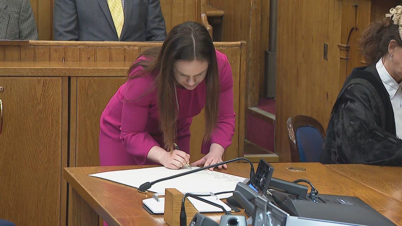 Kate Forbes officially sworn in as Scotland's deputy first minister as ...
