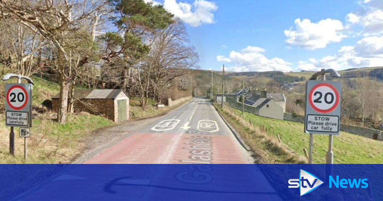 Motorcyclist dies in crash with lorry on major A7 road in Borders | STV ...