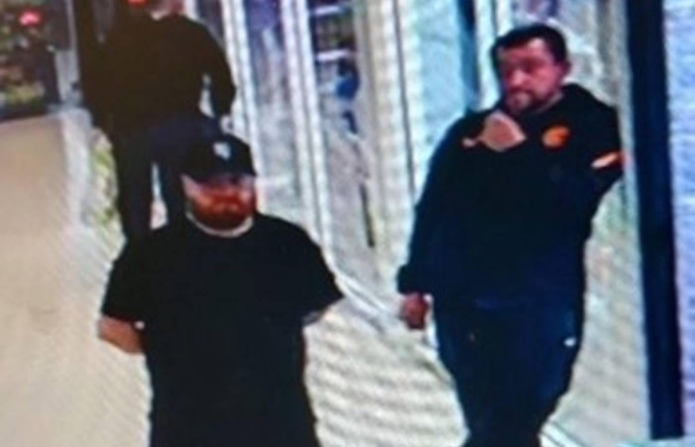 Police release CCTV of two men after 'robbery' at Glasgow shopping ...