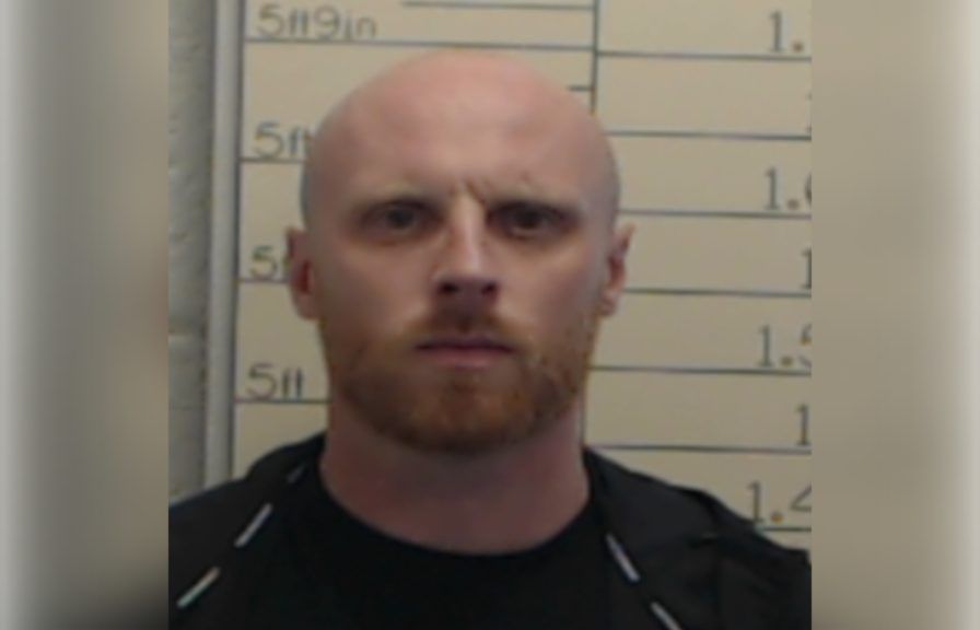 Hunt for escaped convict on run from prison near Dundee | STV News