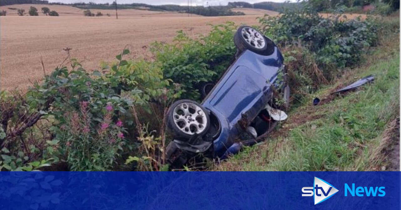Driver 'lucky to escape injury' after crash 'without licence or ...
