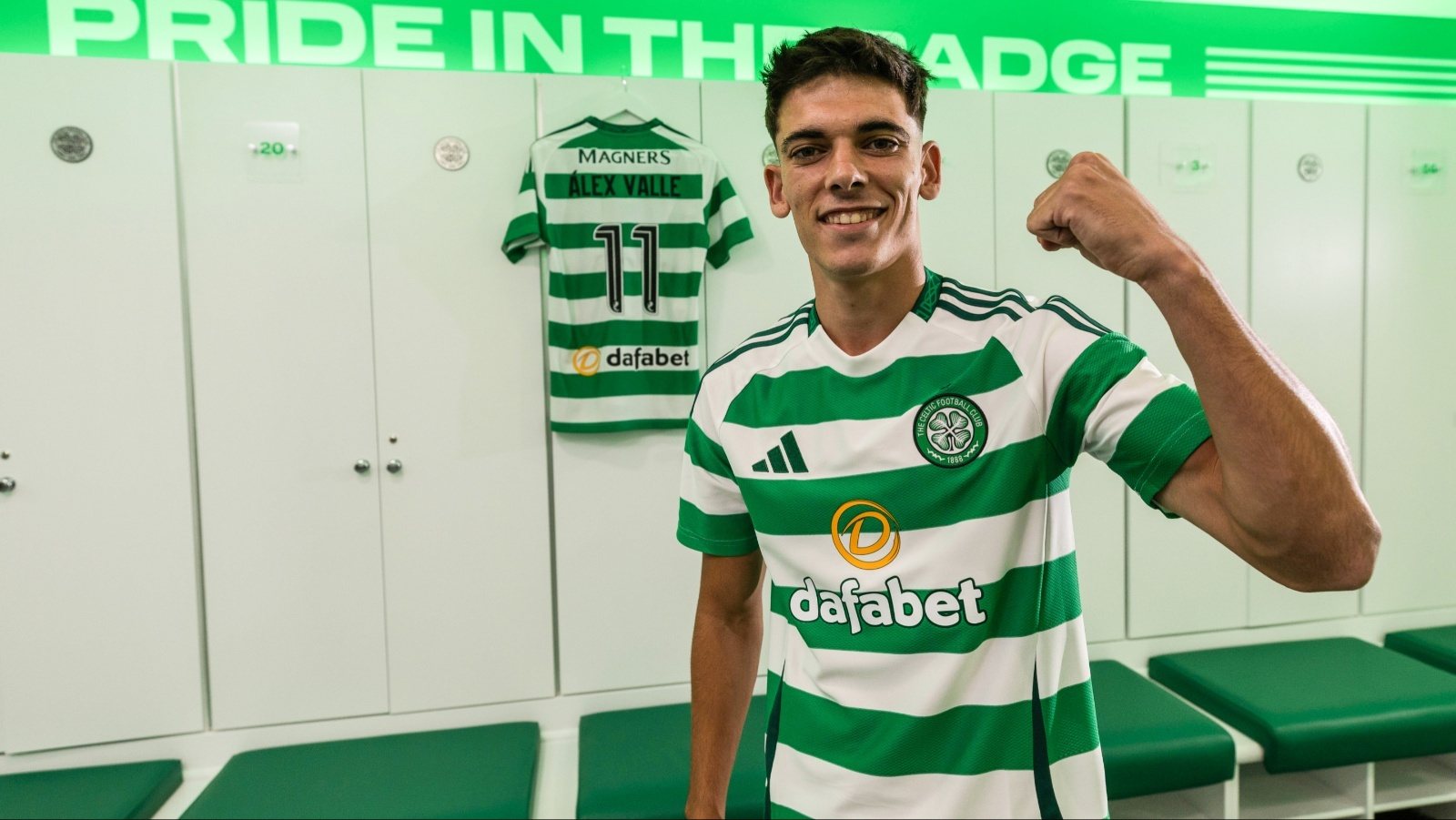 Celtic confirm signing of Alex Valle on loan from Barcelona | STV News
