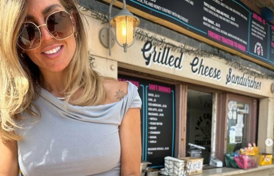 Cheesy Toast Shack adds £1 'seagull insurance' to menu after birds ...