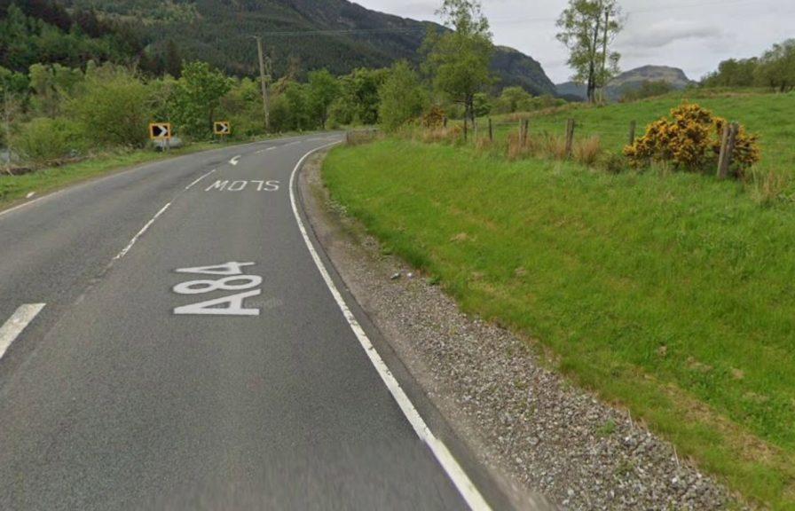 Drivers warned as A84 closed in both directions due to crash | STV News