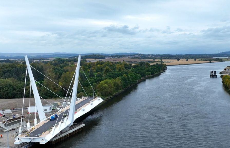 Drone footage captures latest progress on Renfew Bridge on River Clyde ...