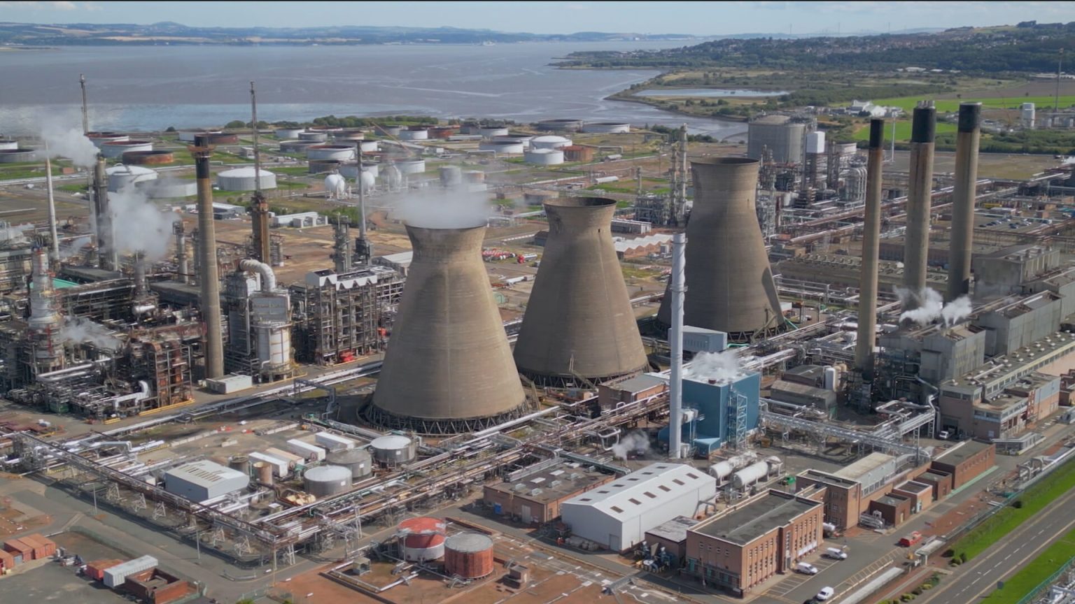 No prospect of saving Grangemouth as plant loses £385,000 every day ...