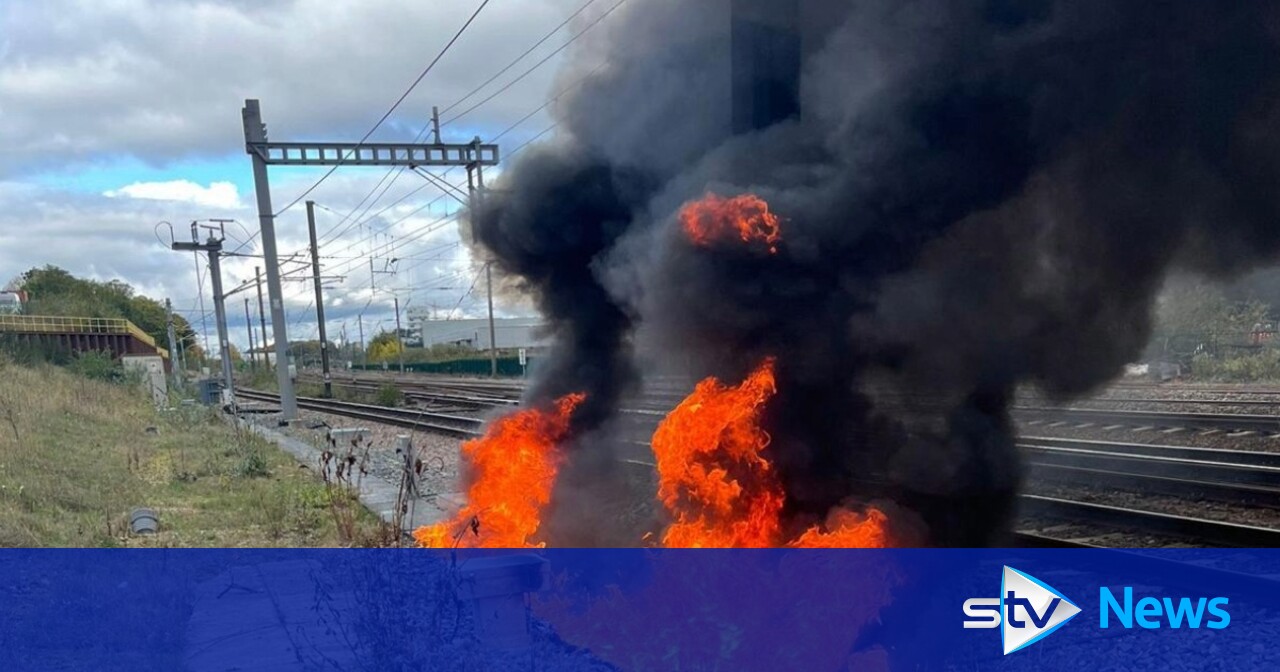 'Major delays' expected on Edinburgh Waverley route after fire damages ...