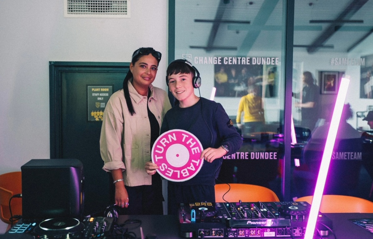 DJ Hannah Laing launches state-of-the-art music studios in Dundee | STV ...