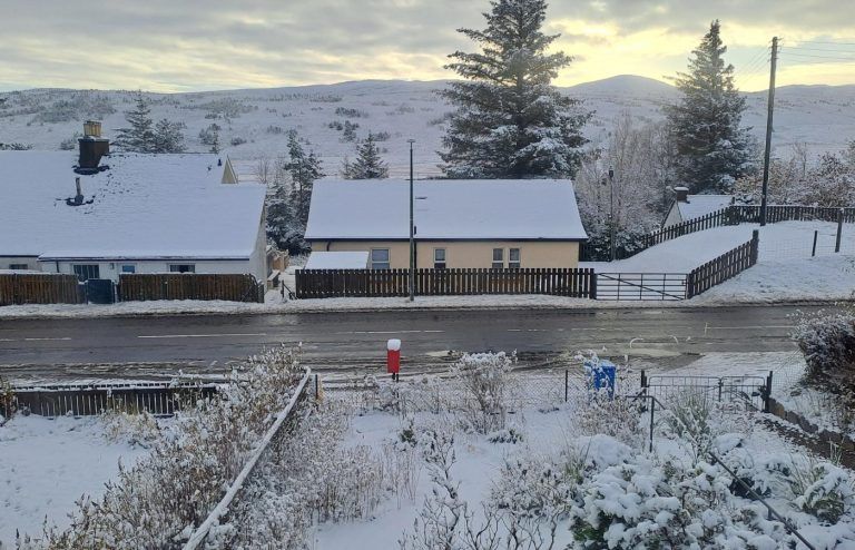 Met Office issues third weather warning as Scotland hit with Arctic ...