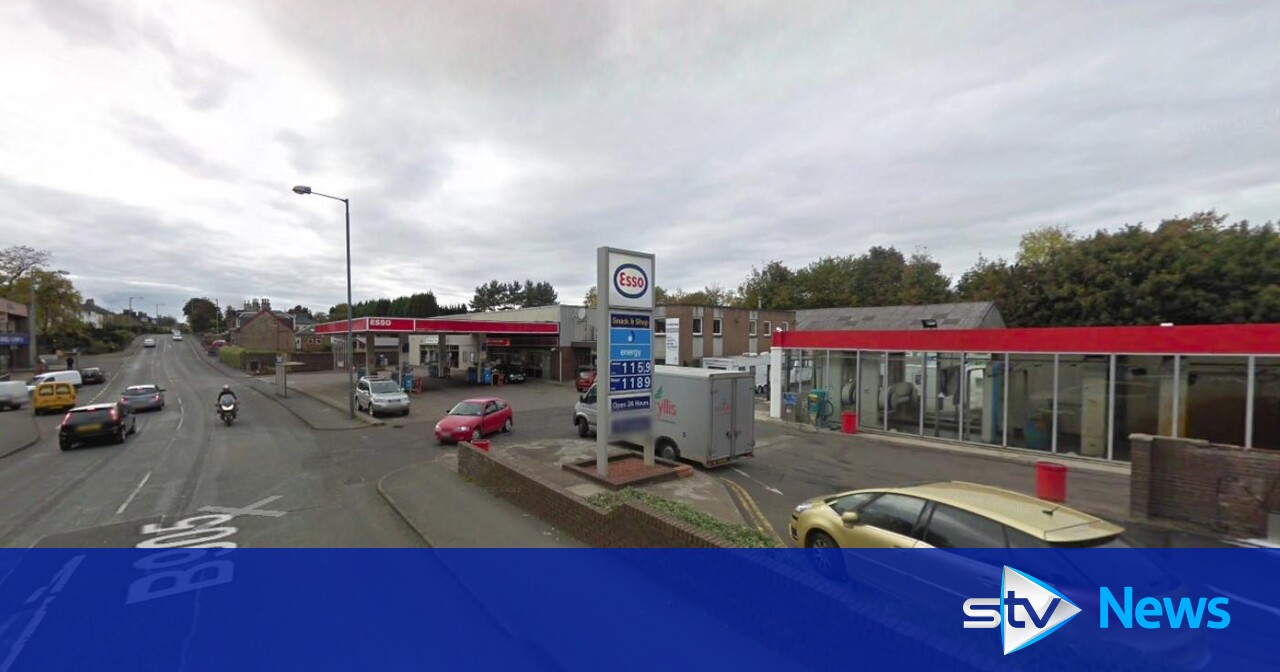 Staff threatened by masked man with weapon in Larbert petrol station ...