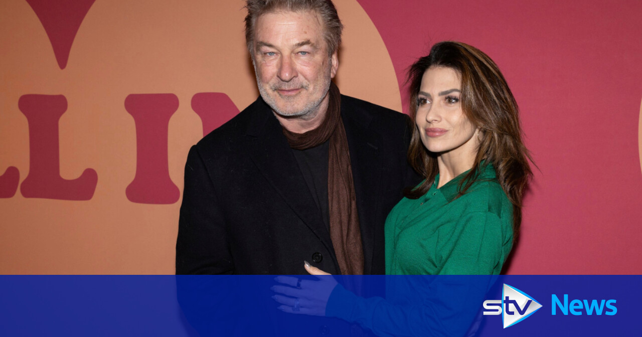 Prosecutors withdraw appeal of dismissed Rust shooting case against Alec Baldwin | STV News
