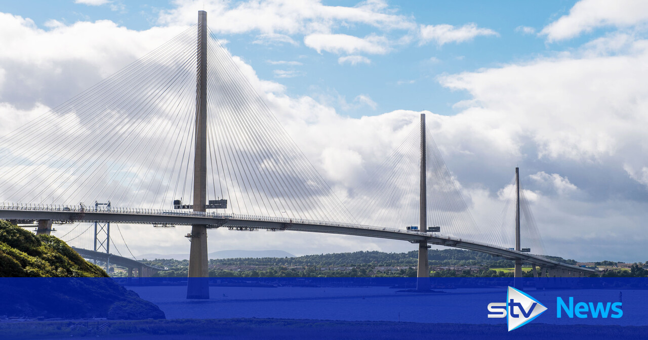 Crash involving multiple vehicles restricts lane on Queensferry ...