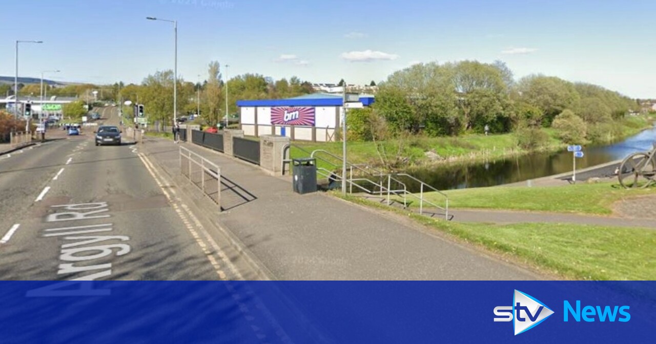 Body recovered from canal in Clydebank as investigation launched | STV News