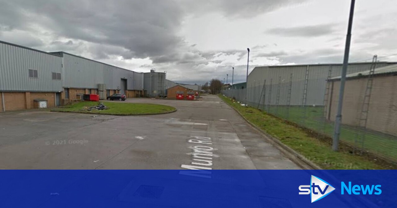 Person cut from vehicle and taken to hospital following crash on Munro ...