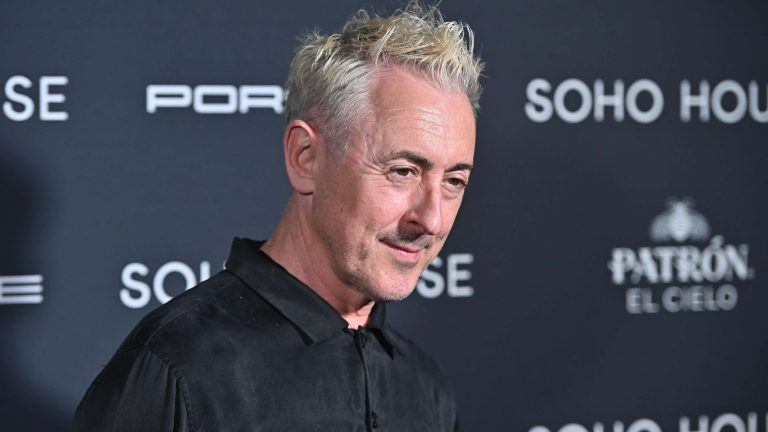 Alan Cumming to receive honorary degree from University of St Andrews ...