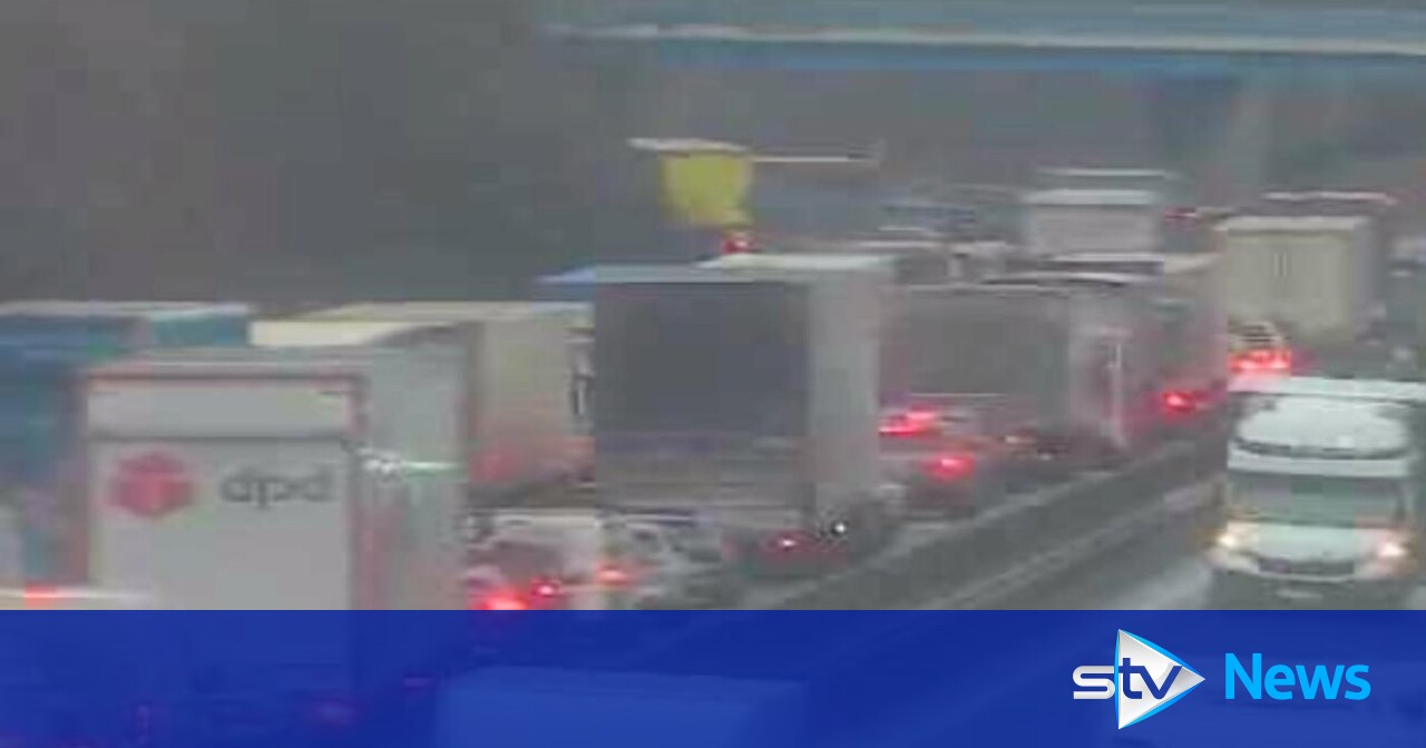 Delays reported on M74 as lane closed to allow overnight roadworks to ...