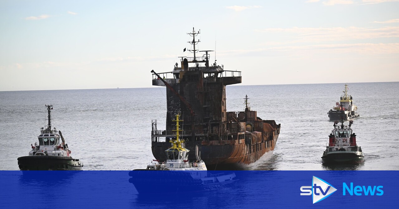 Container ship damaged in North Sea collision arrives in Port of ...