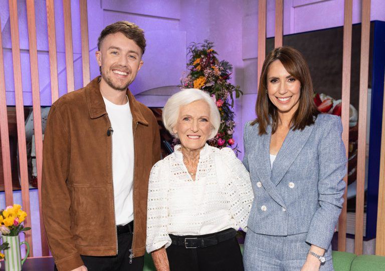 Still Game cast pay tribute to 'auld pal' Jimmy Martin who played Auld ...