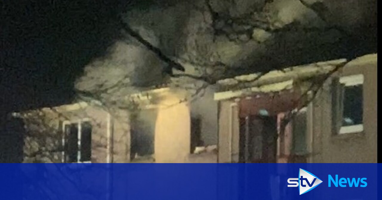 Seven fire engines dispatched to tackle early morning Edinburgh flat ...