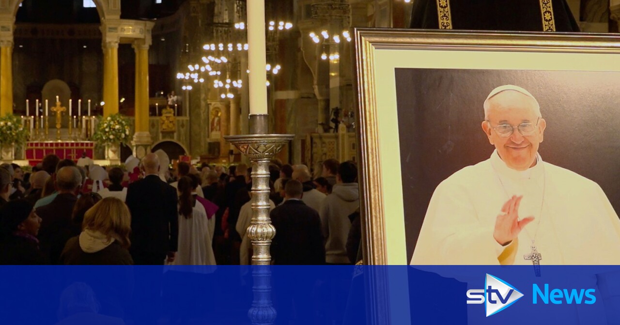 Pope Francis’s body goes on public display as mourners gather ahead of ...