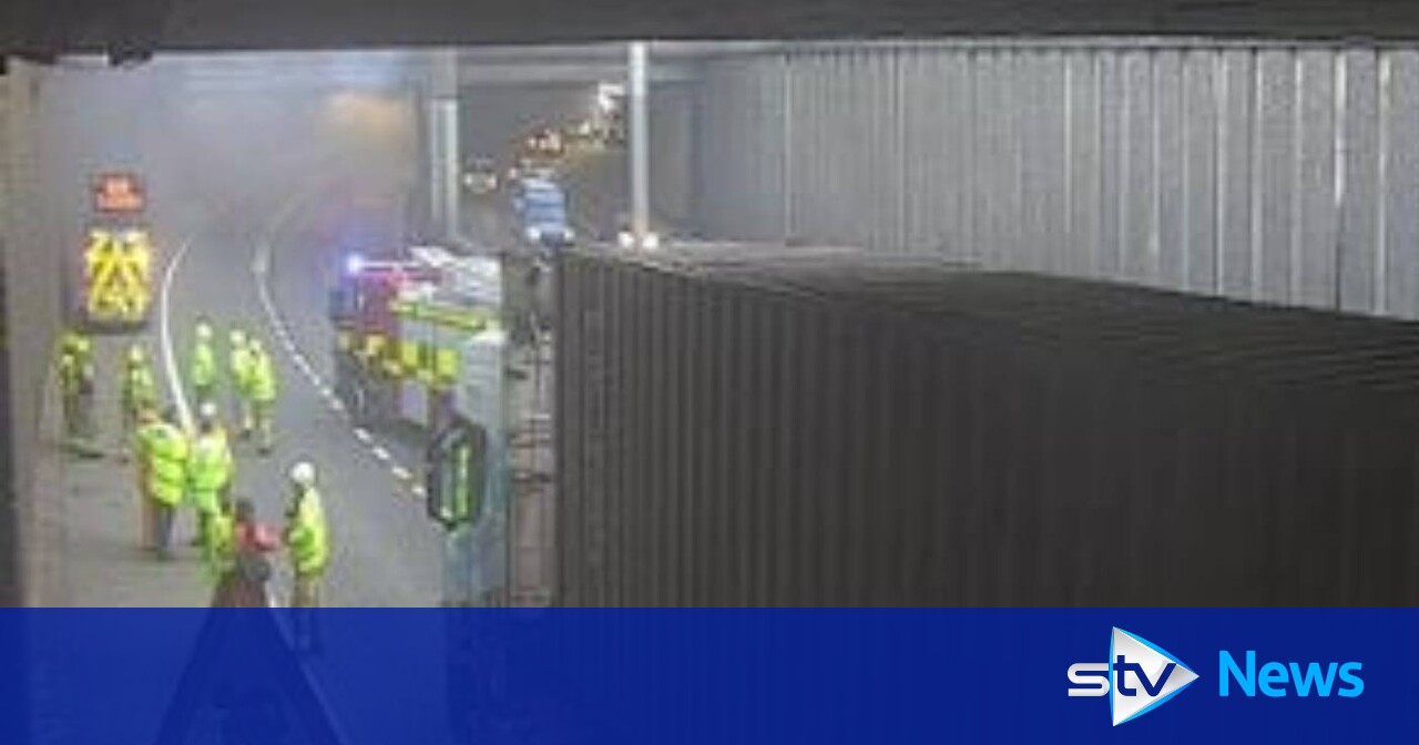 M8 van fire causes rush hour chaos across city centre | STV News