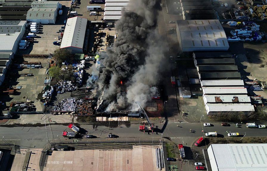 Firefighters battle Cumbernauld industrial estate blaze through night ...
