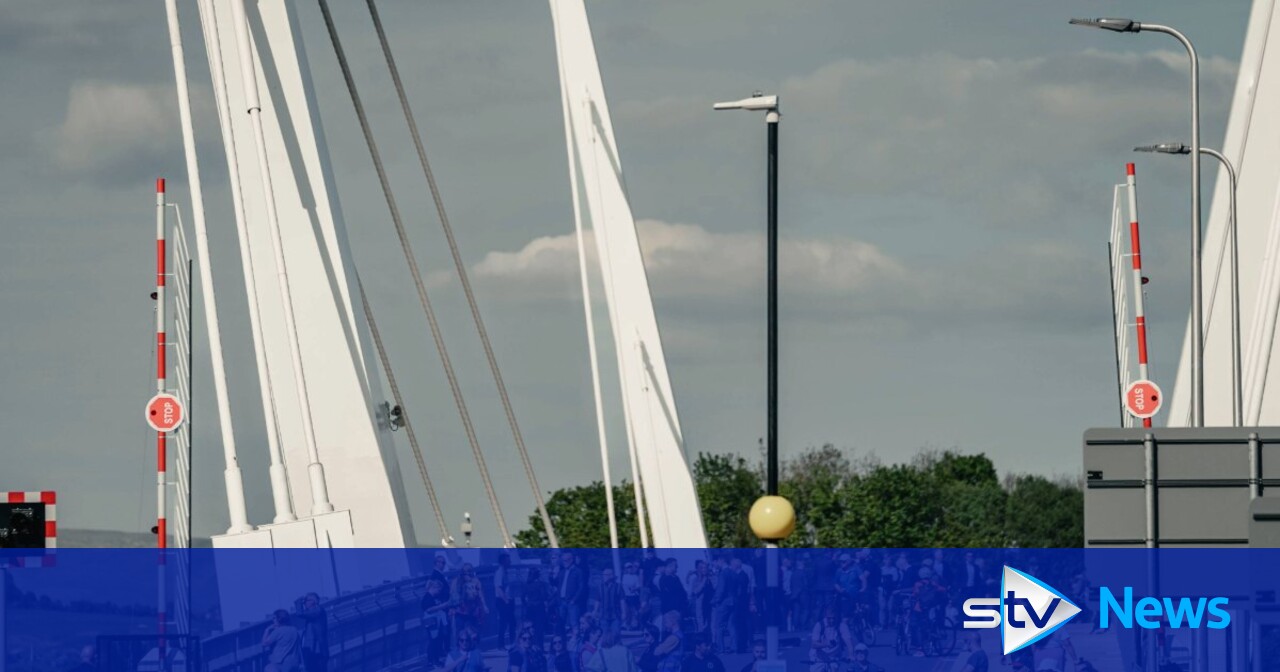 Yoker-Renfrew road bridge formally opens across the River Clyde | STV News