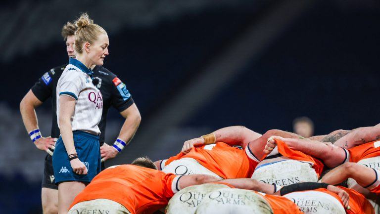 Scottish referee Hollie Davidson to be first woman to officiate ...