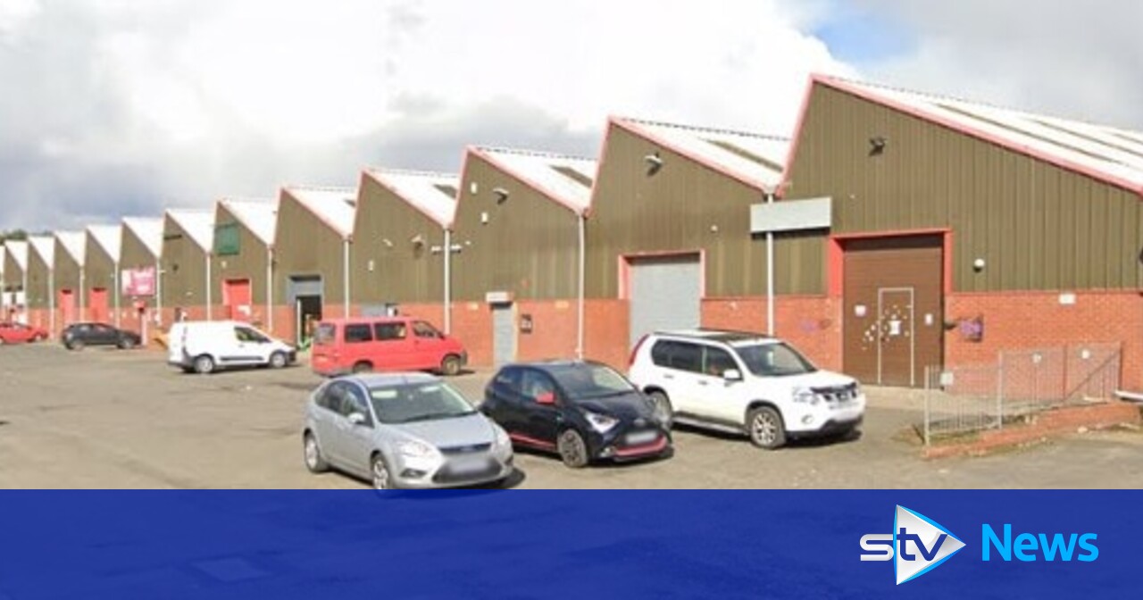 Two men injured after serious assault in East Kilbride | STV News