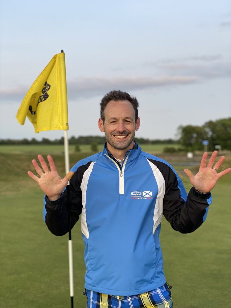 Hugh Grant cheers on Scots golfer during 'crazy' five-day challenge ...