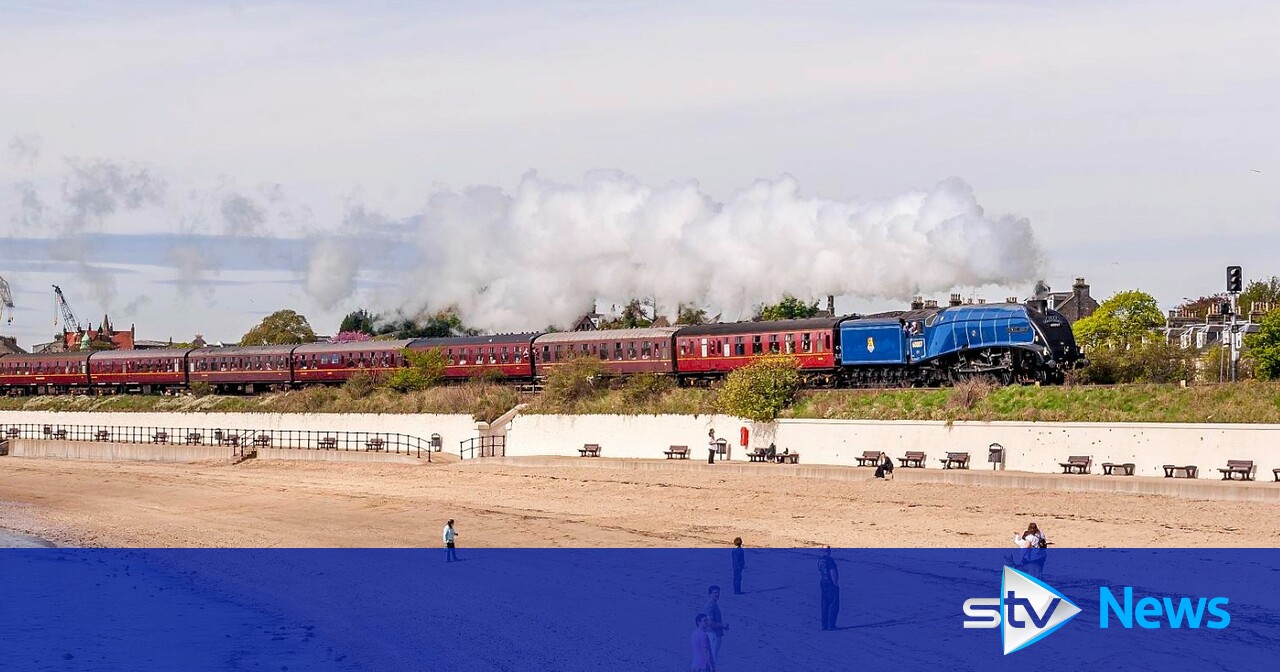 Iconic steam engine to carry rail passengers across Forth Bridge during ...