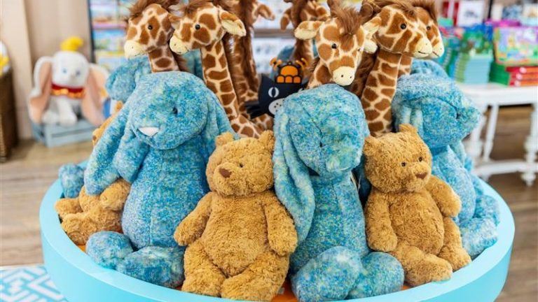 Edinburgh toy shop told it can't sell Jellycat plushies after being ...