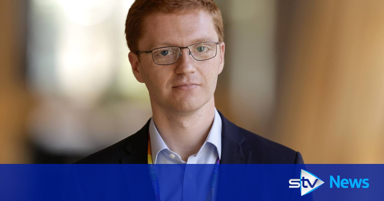 Ross Greer running for co-leadership of Scottish Greens | STV News
