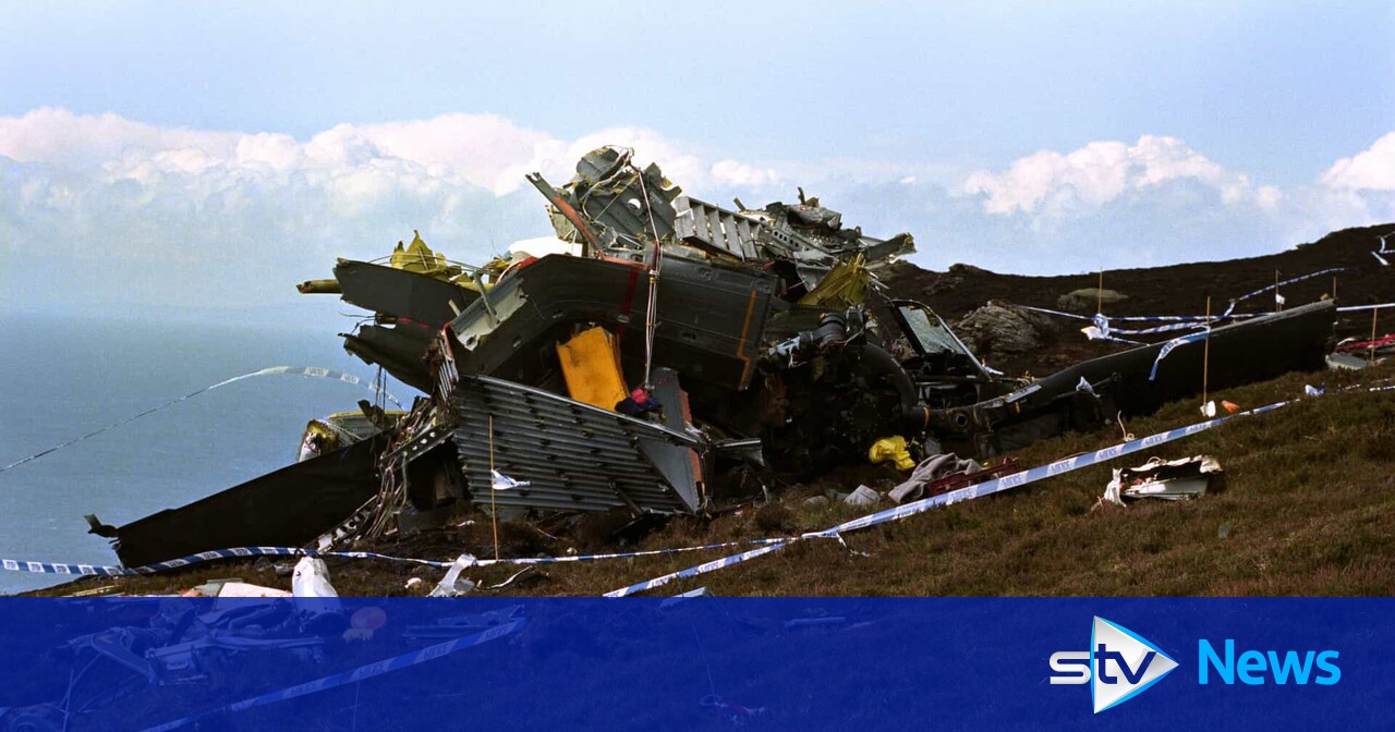 Chinook 1994 helicopter crash families criticise MoD for ‘losing moral ...