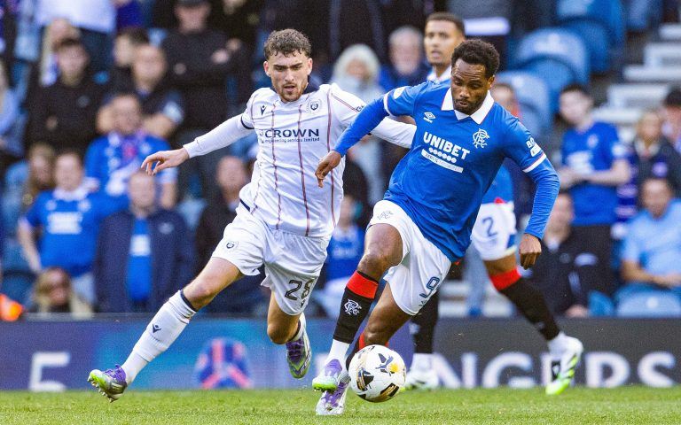 Ten-man Rangers score last minute penalty to draw with Dundee at Ibrox ...