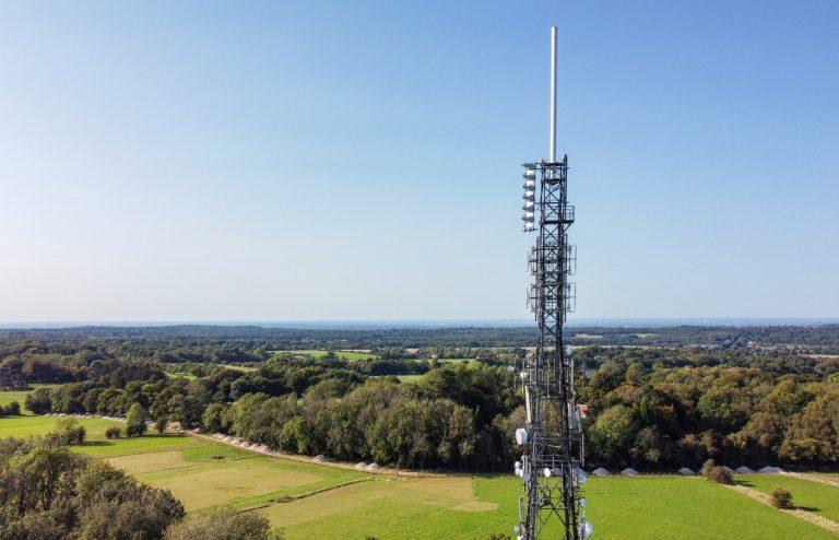 Plans to install 5G masts to 'improve connectivity' across Glasgow ...